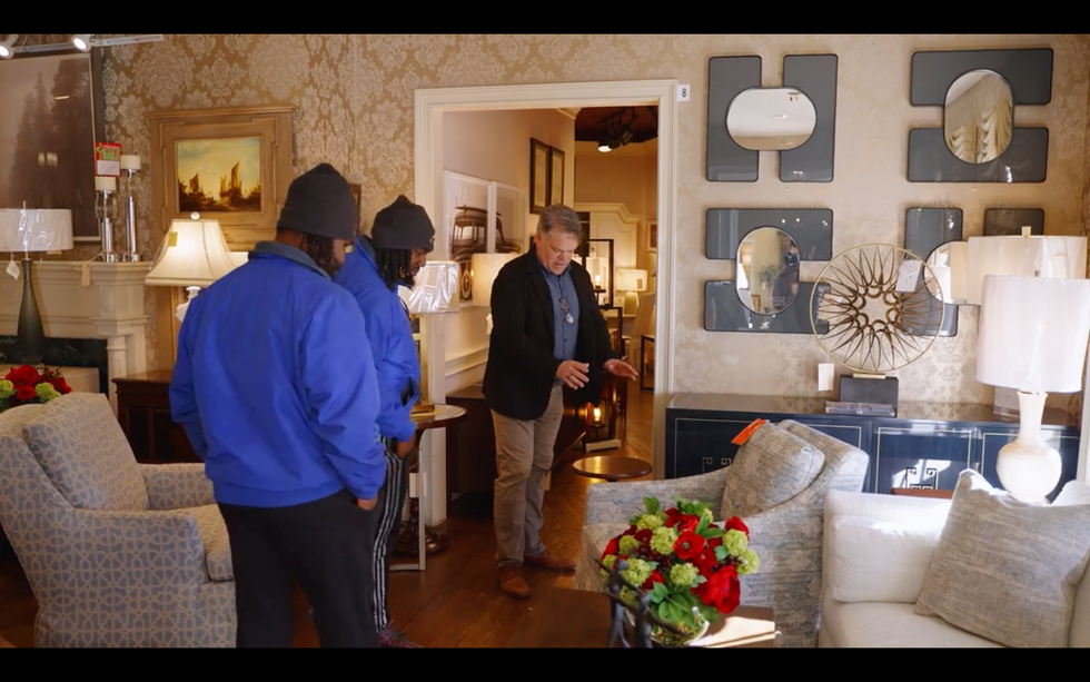 Hendrixson's Furniture: Luxury & High End Furniture Store